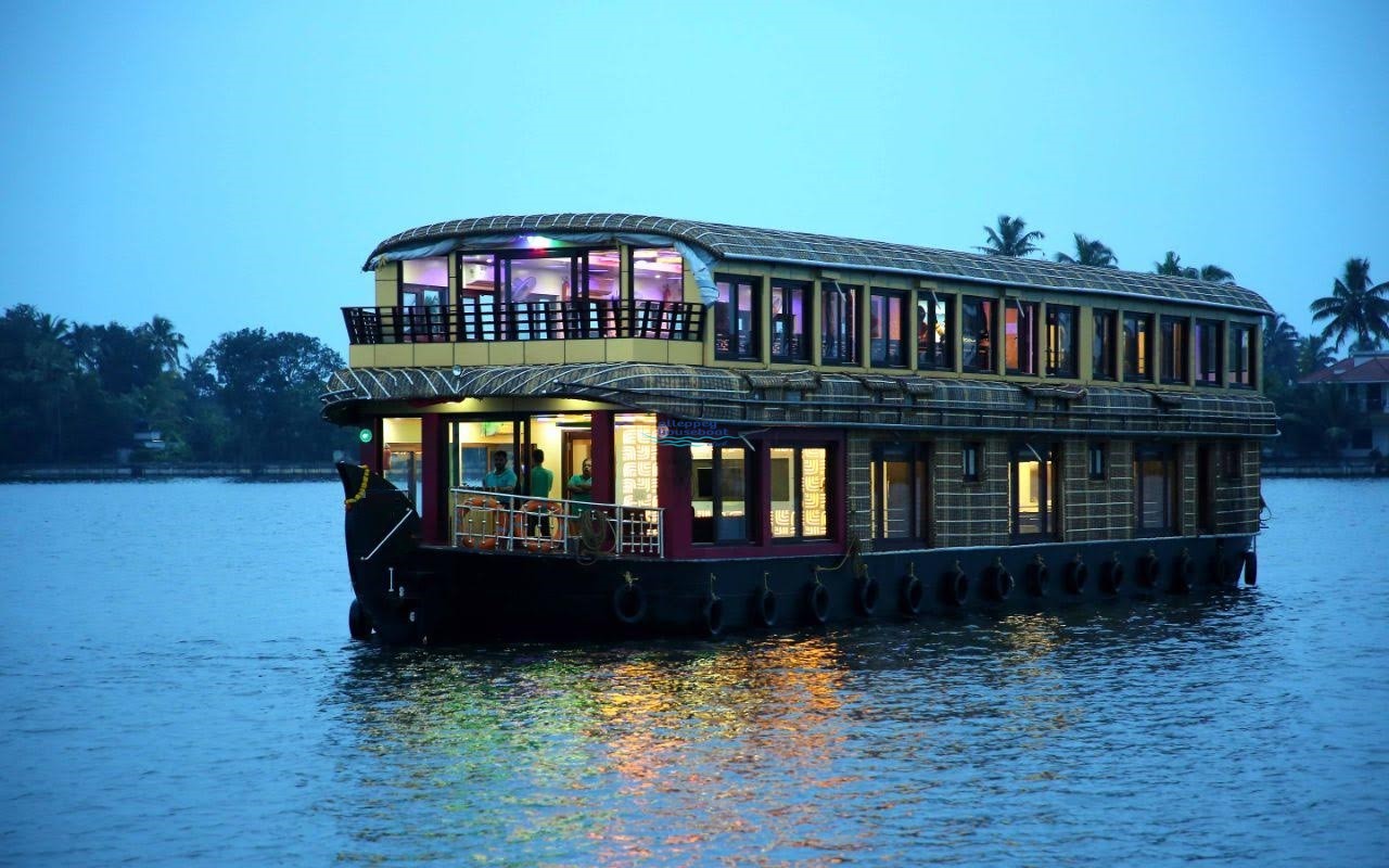 Day Cruise Houseboat Alleppey - Alleppey Houseboat Club