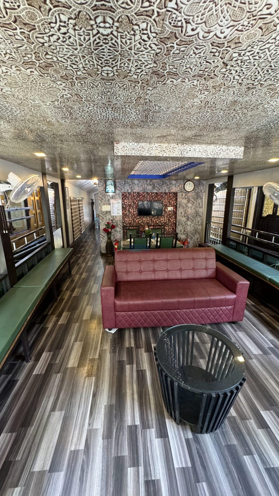 1 Bedroom Super Deluxe Houseboat with Upperdeck - Alleppey Houseboat Club