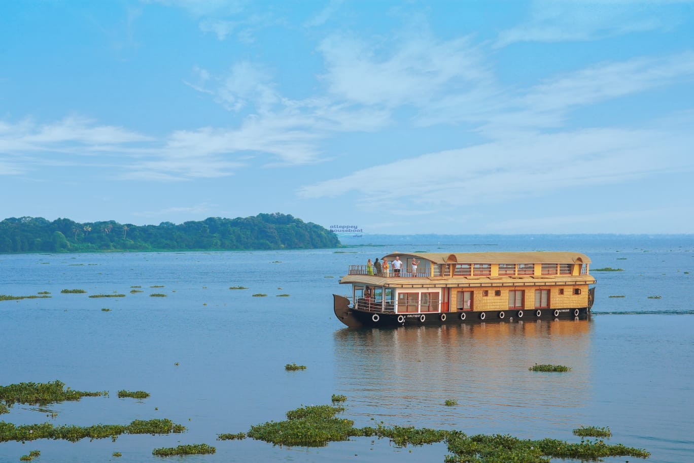 Unleash the Beauty of Kerala on a 3 Bedroom Premium Houseboat with ...