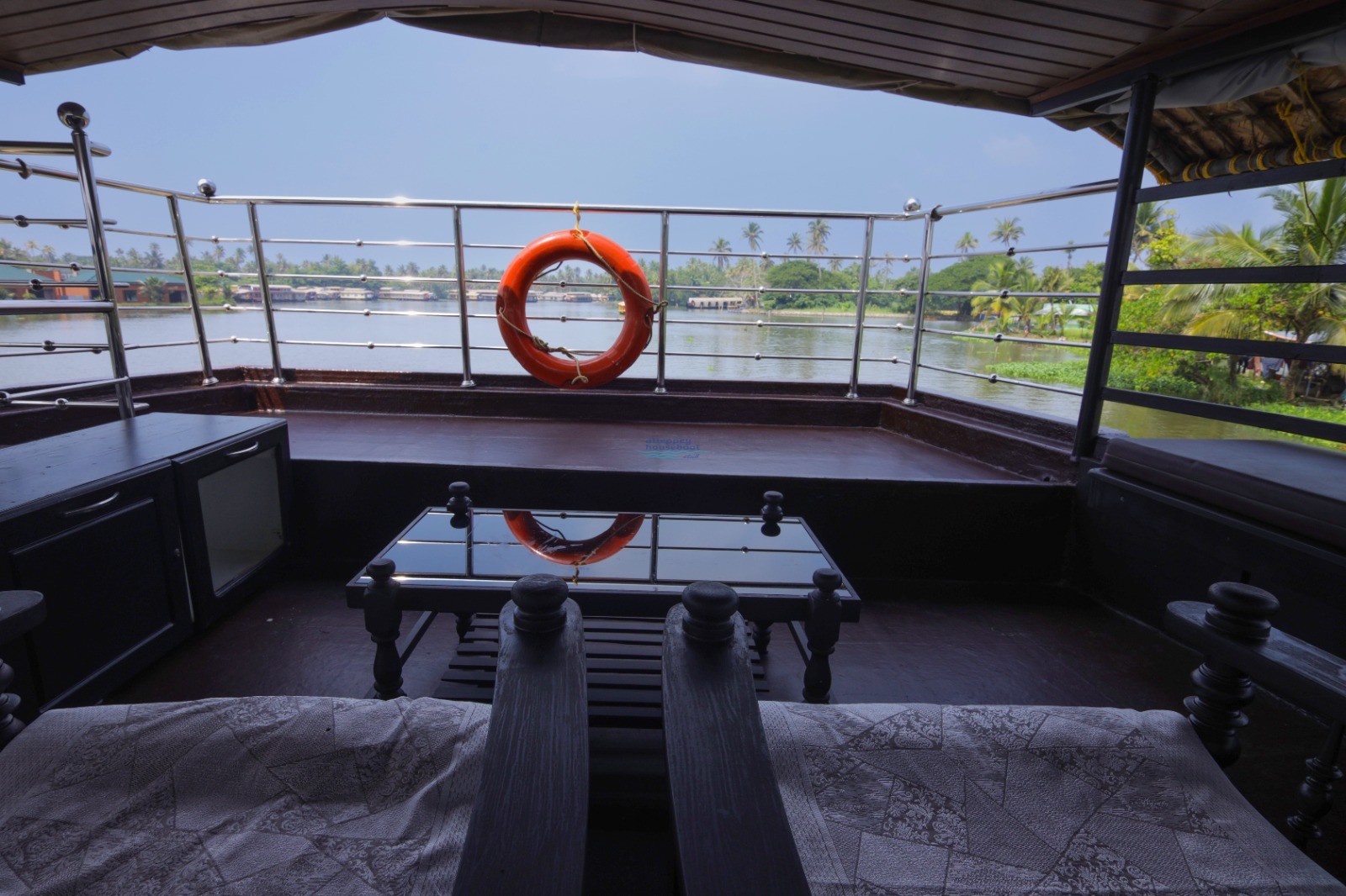 Experience Tranquility with a 3 Bedroom Deluxe Houseboat with Upper Deck in Alleppey