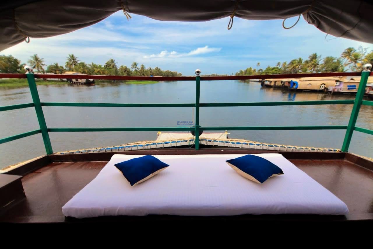 Experience Serenity: 2 Bedroom Deluxe Houseboat with Upper Deck in Alleppey