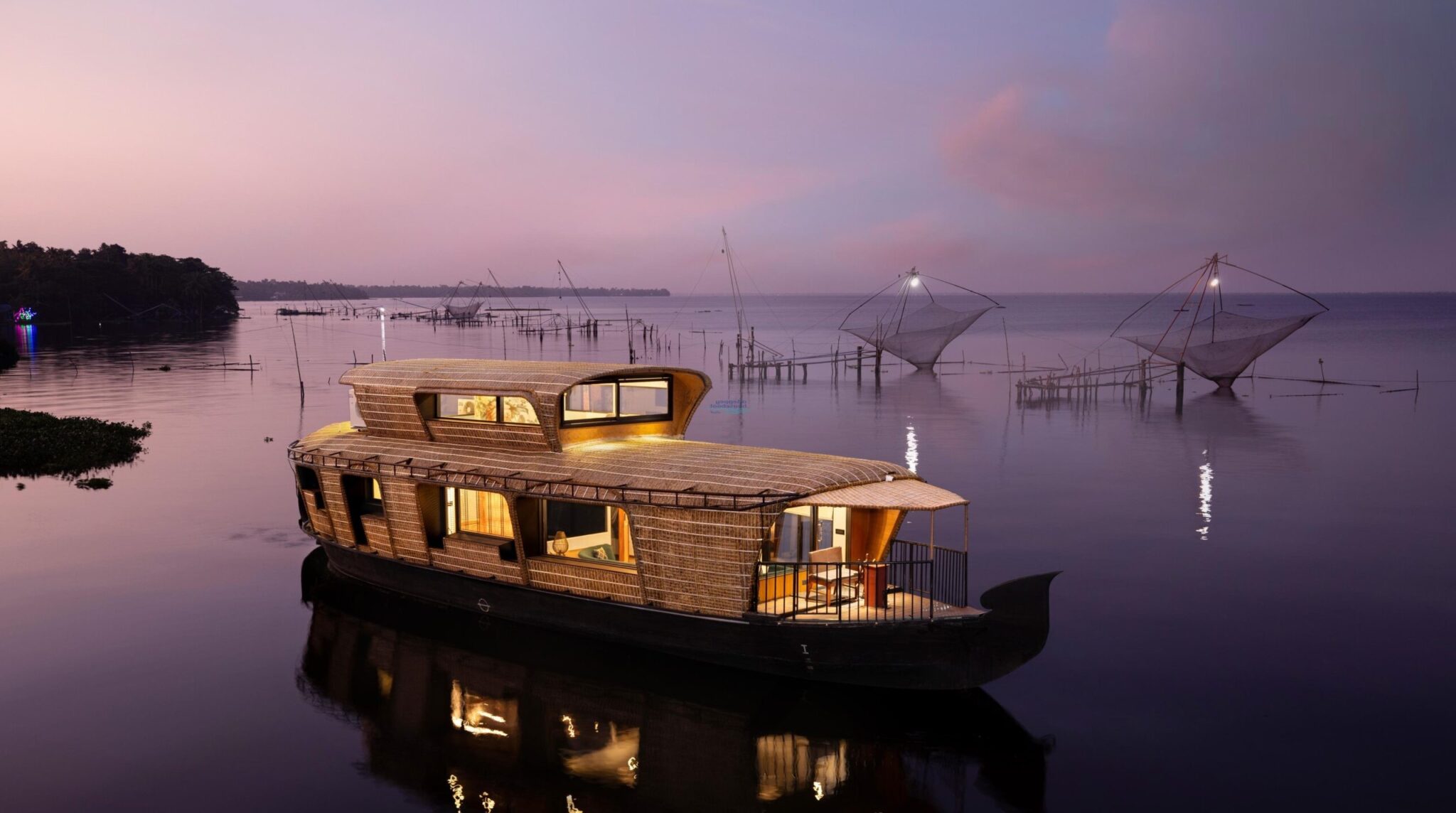 Best 1 Bedroom Houseboats in Alleppey | Houseboat Club
